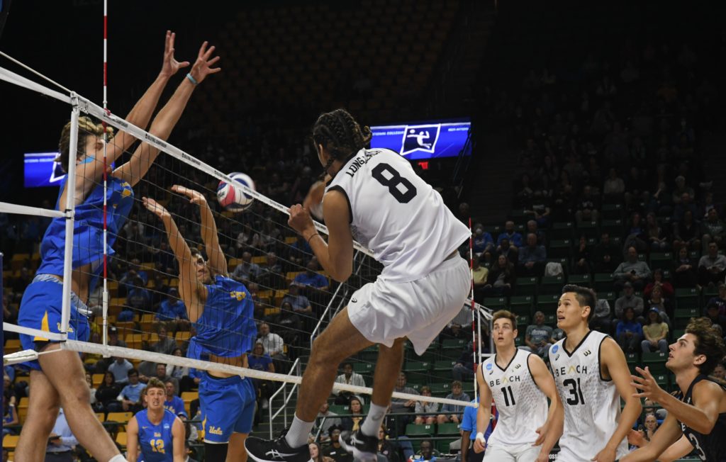 Photo gallery: NCAA Tournament semifinals – Off the Block