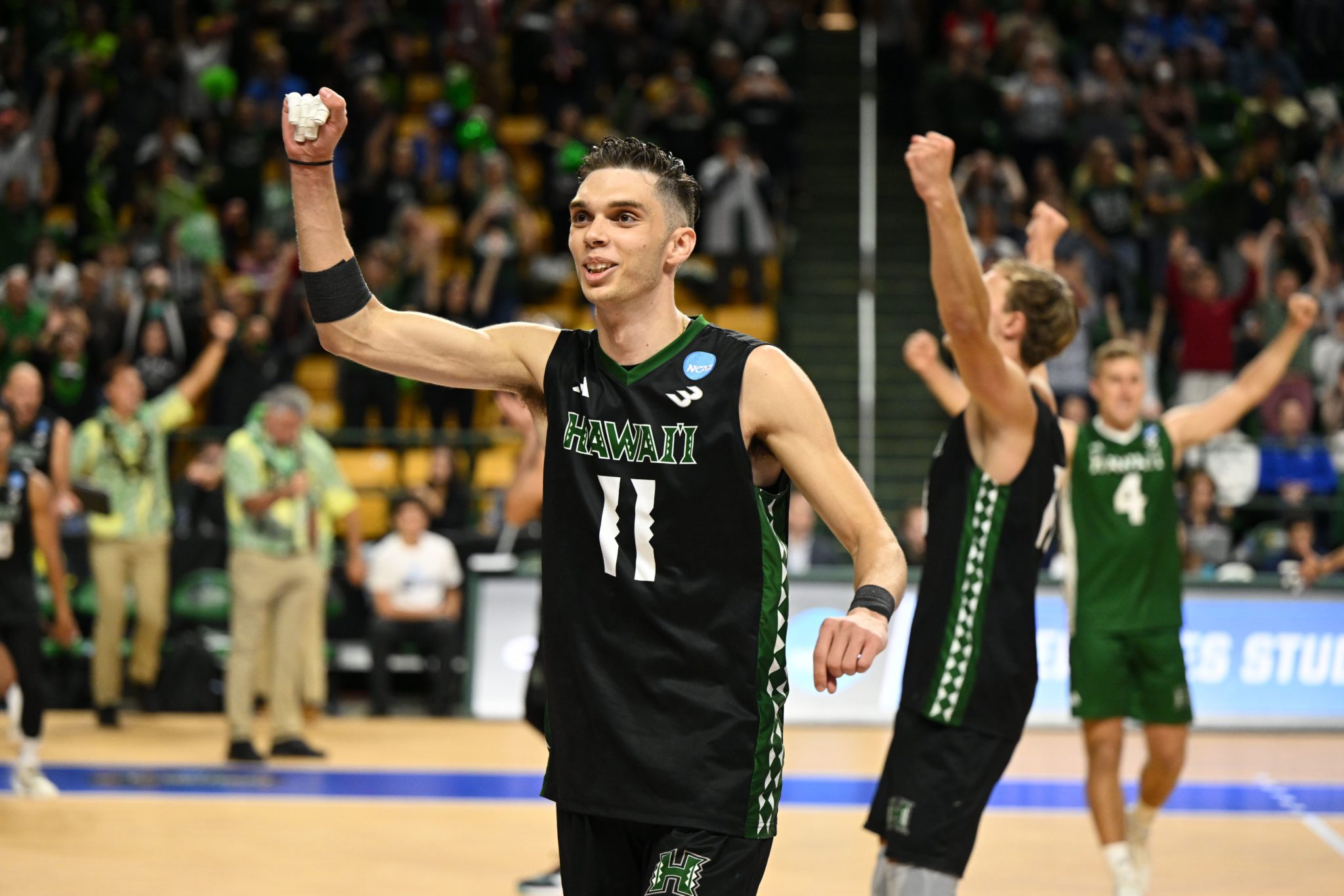 Hawai’i opposite Mouchlias wins 2023 Bryan Ivie Award – Off the Block